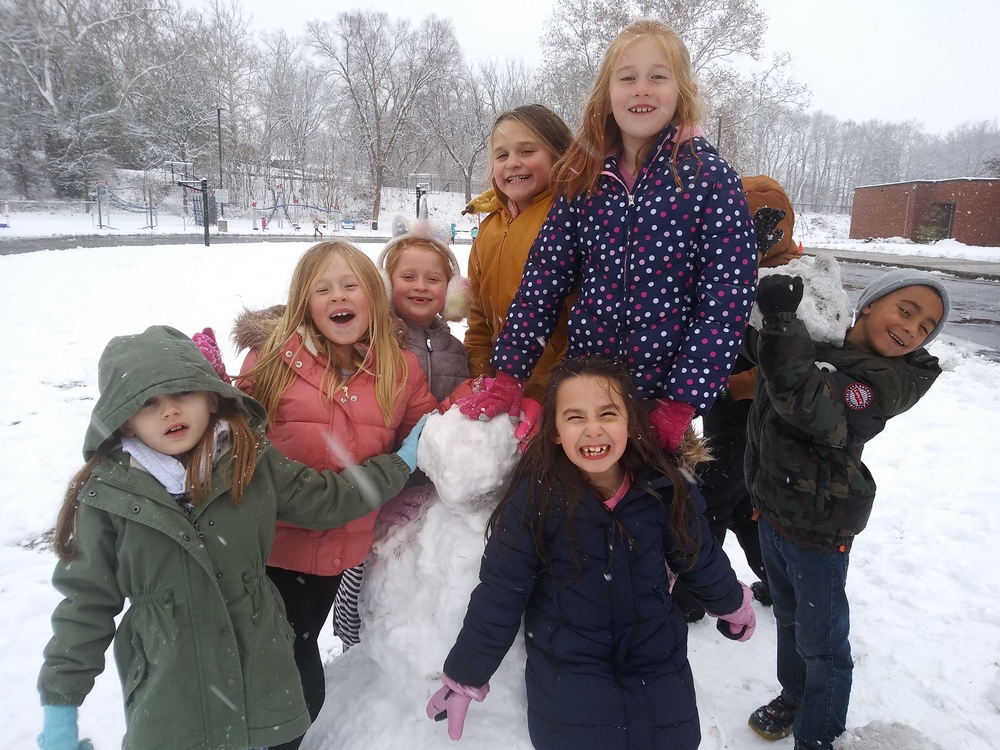 Fun in the SNOW | Van Buren Elementary School